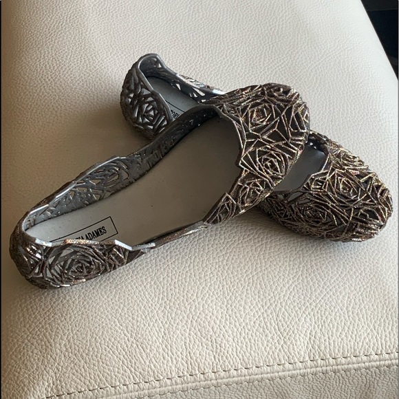 Victoria Adames | Shoes | Nwot Victoria Adames Flatsrubber Sparkly Usa ...